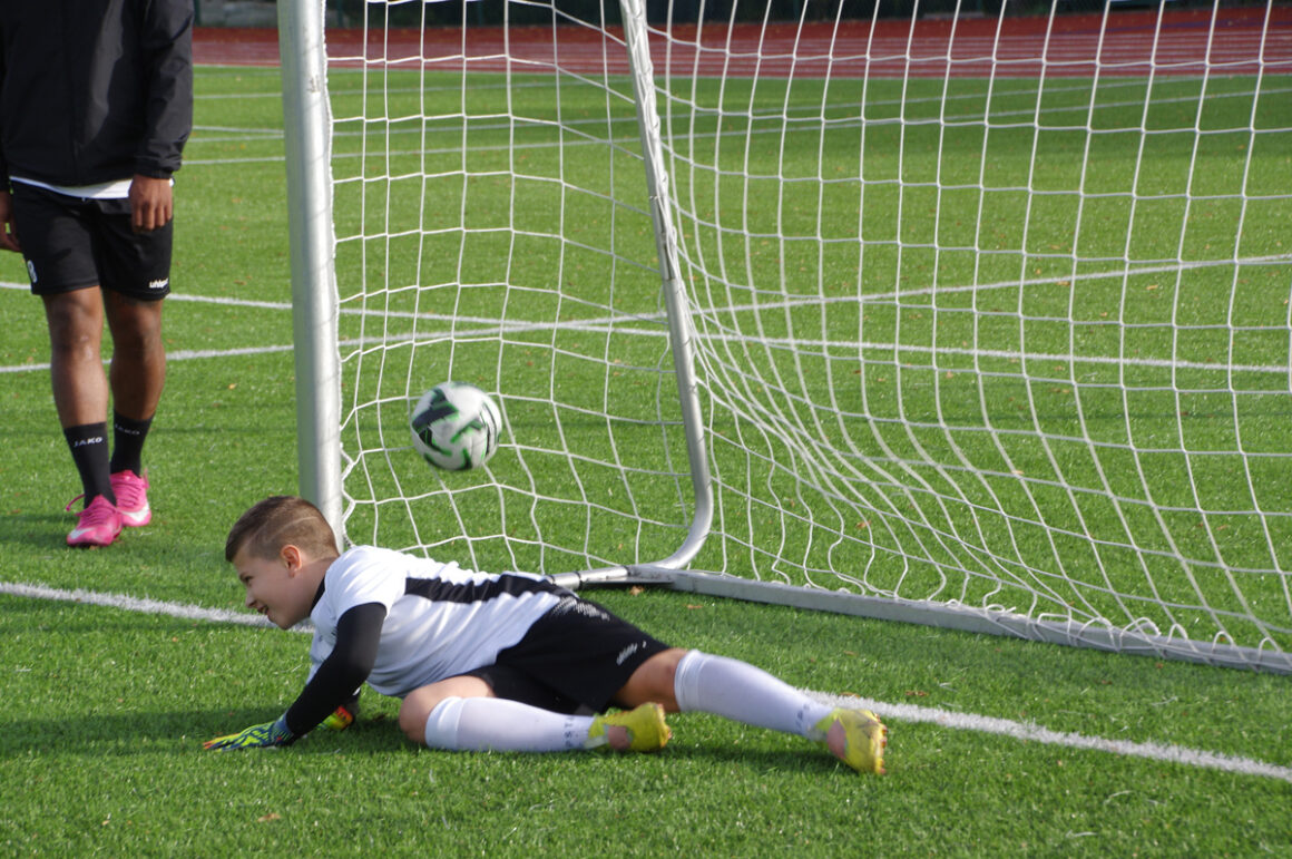Reportage photos : Le RFC Messancy au Standard - Inside Magazine
